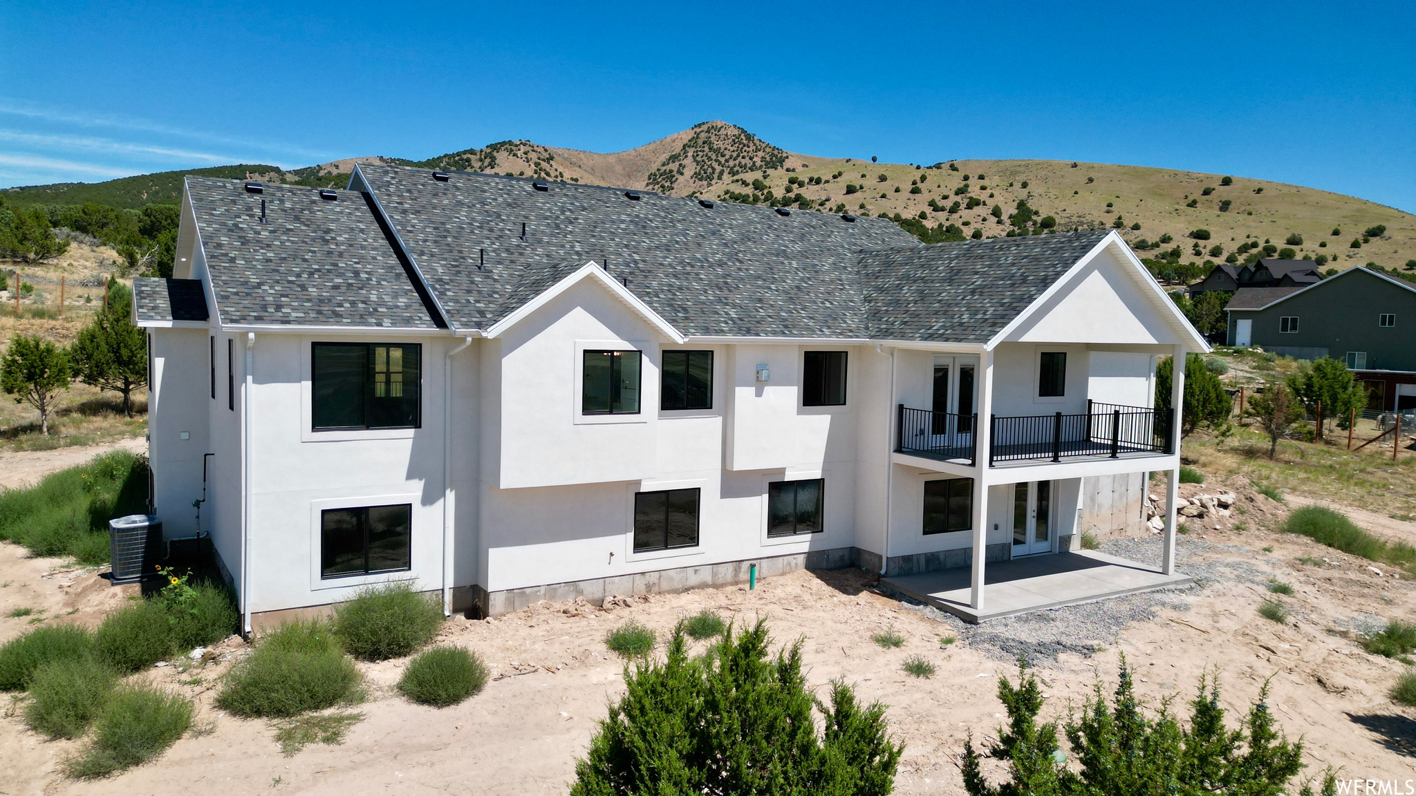 2423 W Cedarline Loop Stockton UT 84071 | $795,000 | UtahRealEstate.com