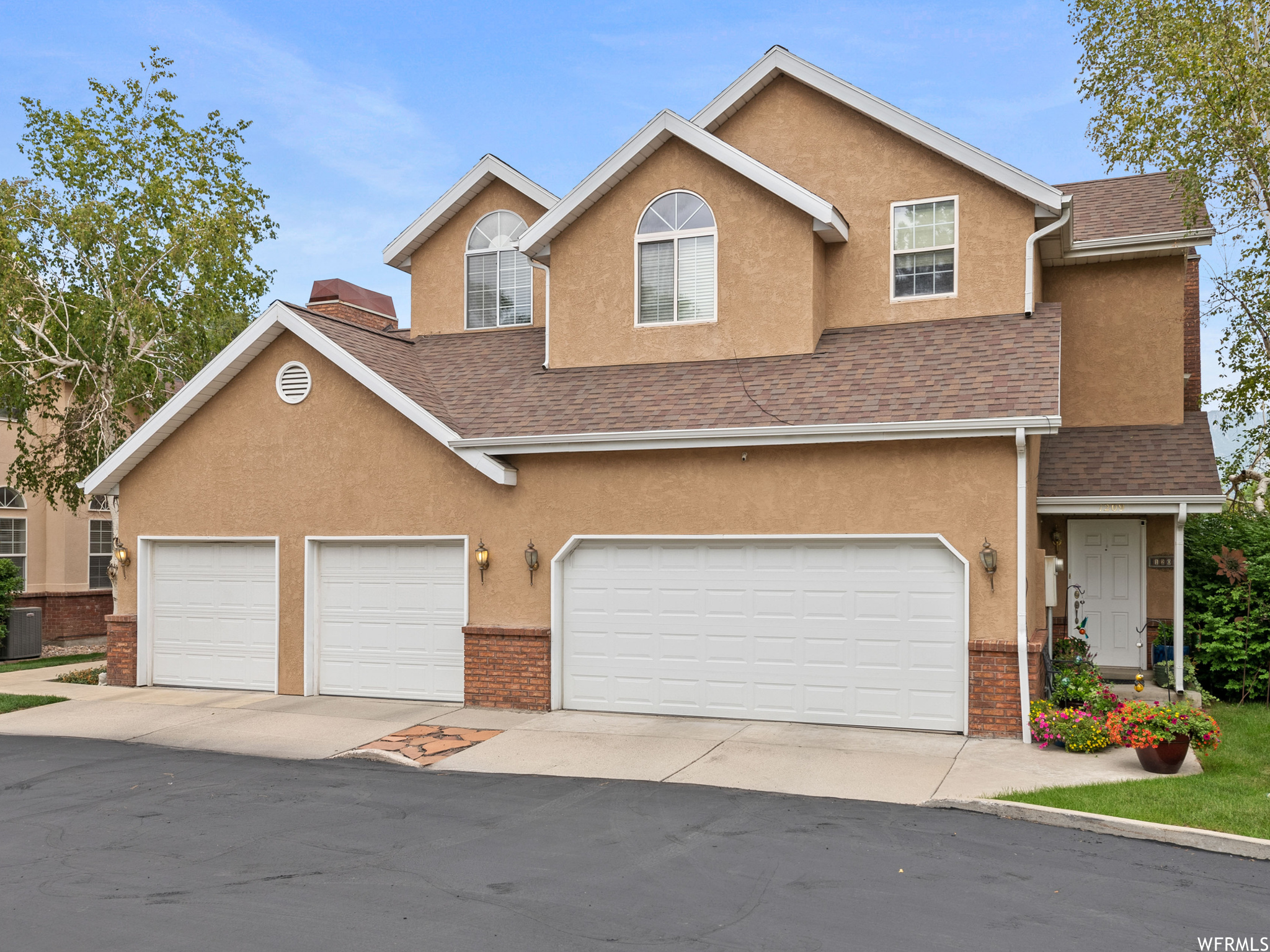 1207 E Clear Spring Ln Salt Lake City UT 84117 | $575,000 ...