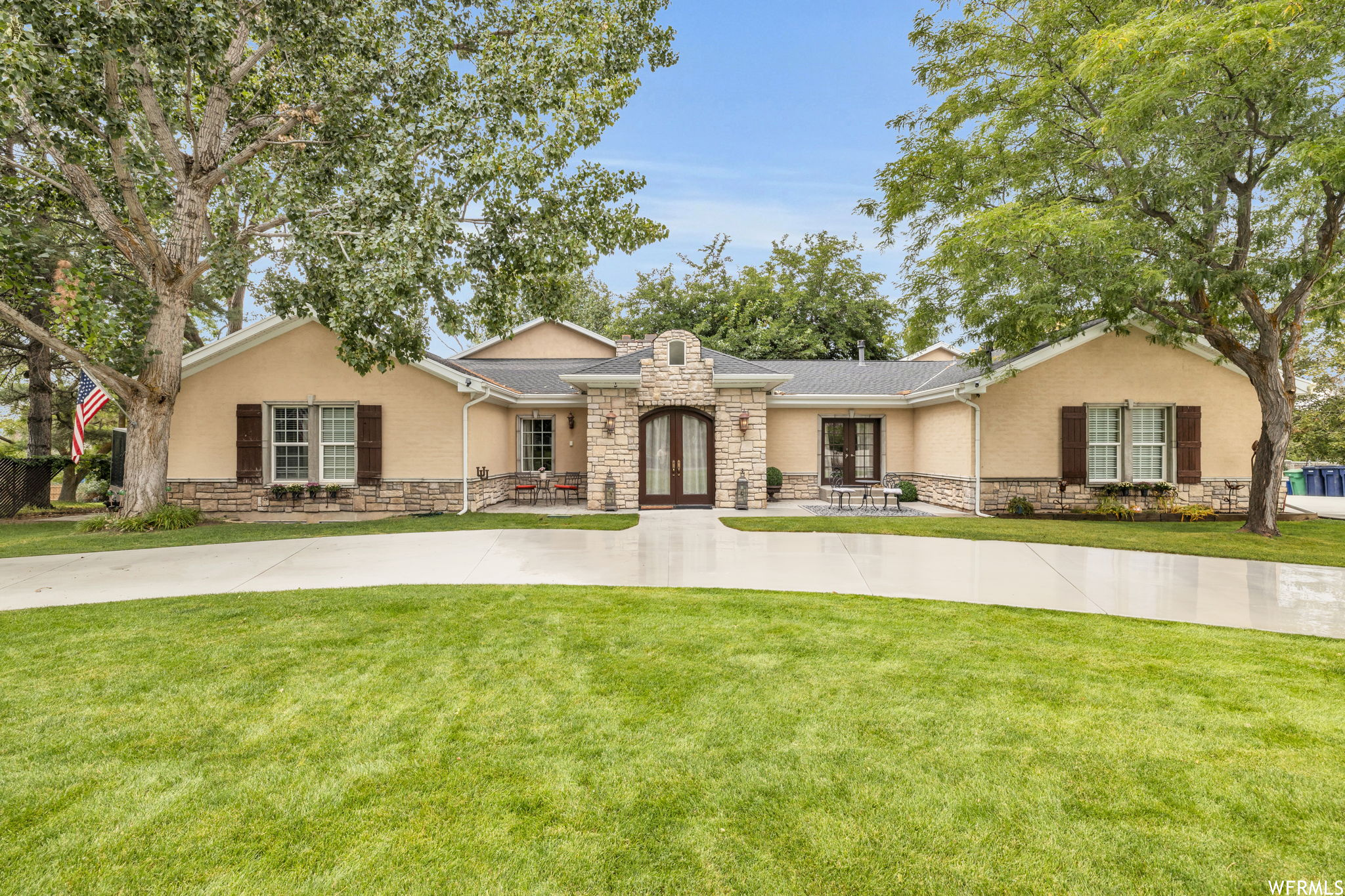 5 Sunwood Ln Sandy UT 84092 | $1,325,000 | UtahRealEstate.com