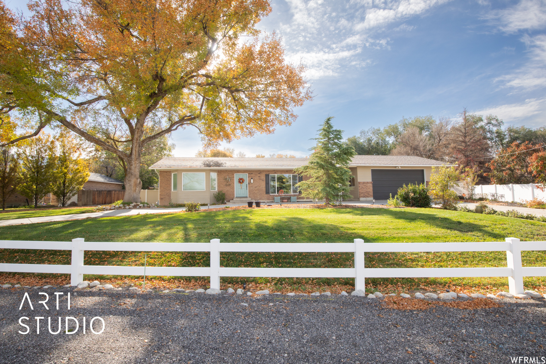 866 E Canyon Breeze Ln Draper UT 84020 | $1,100,000 | UtahRealEstate.com