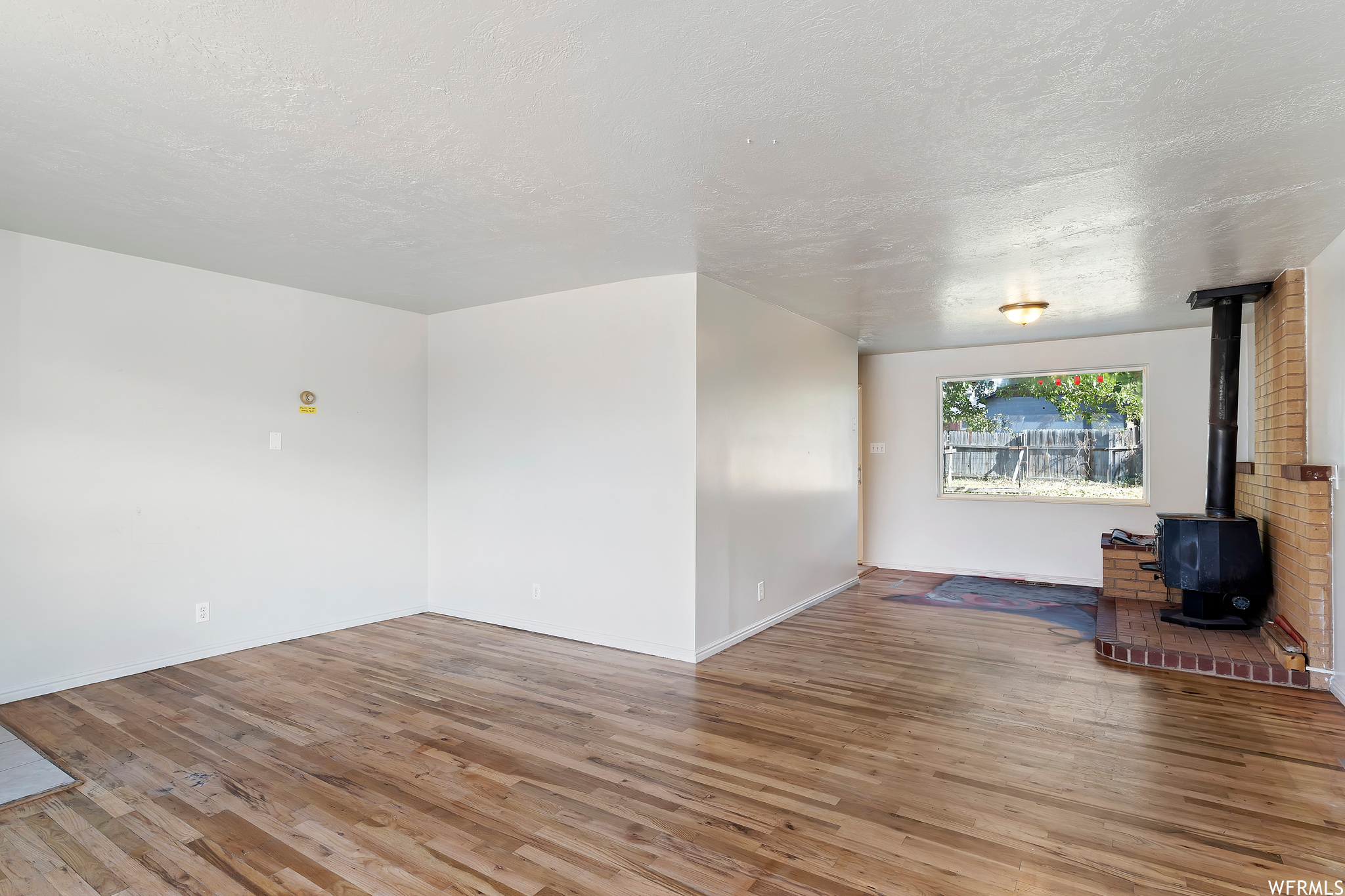 1748 N 400 W Sunset UT 84015 | $320,000 | UtahRealEstate.com