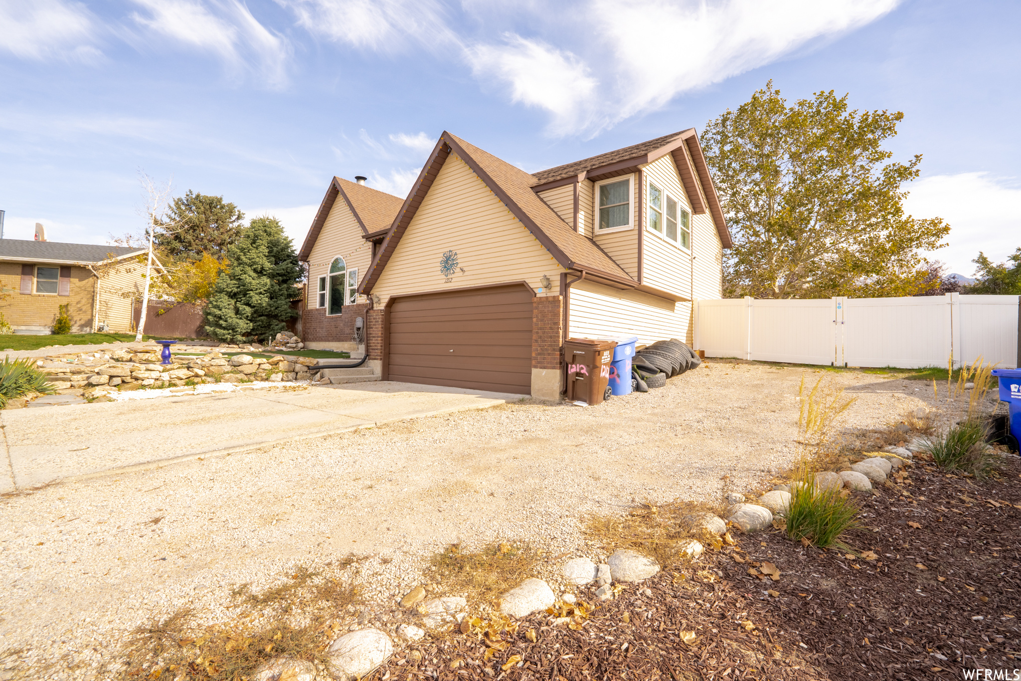 1212 E Moss Cir Midvale UT 84047 | $565,000 | UtahRealEstate.com