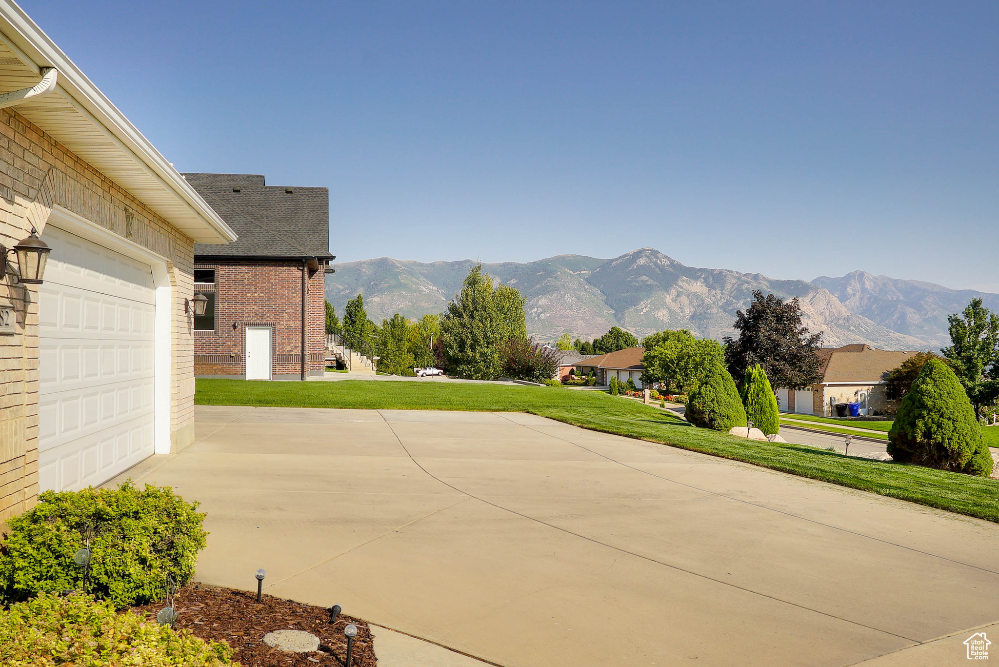 982 W 4000 N Pleasant View UT 84414 | $699,900 | UtahRealEstate.com