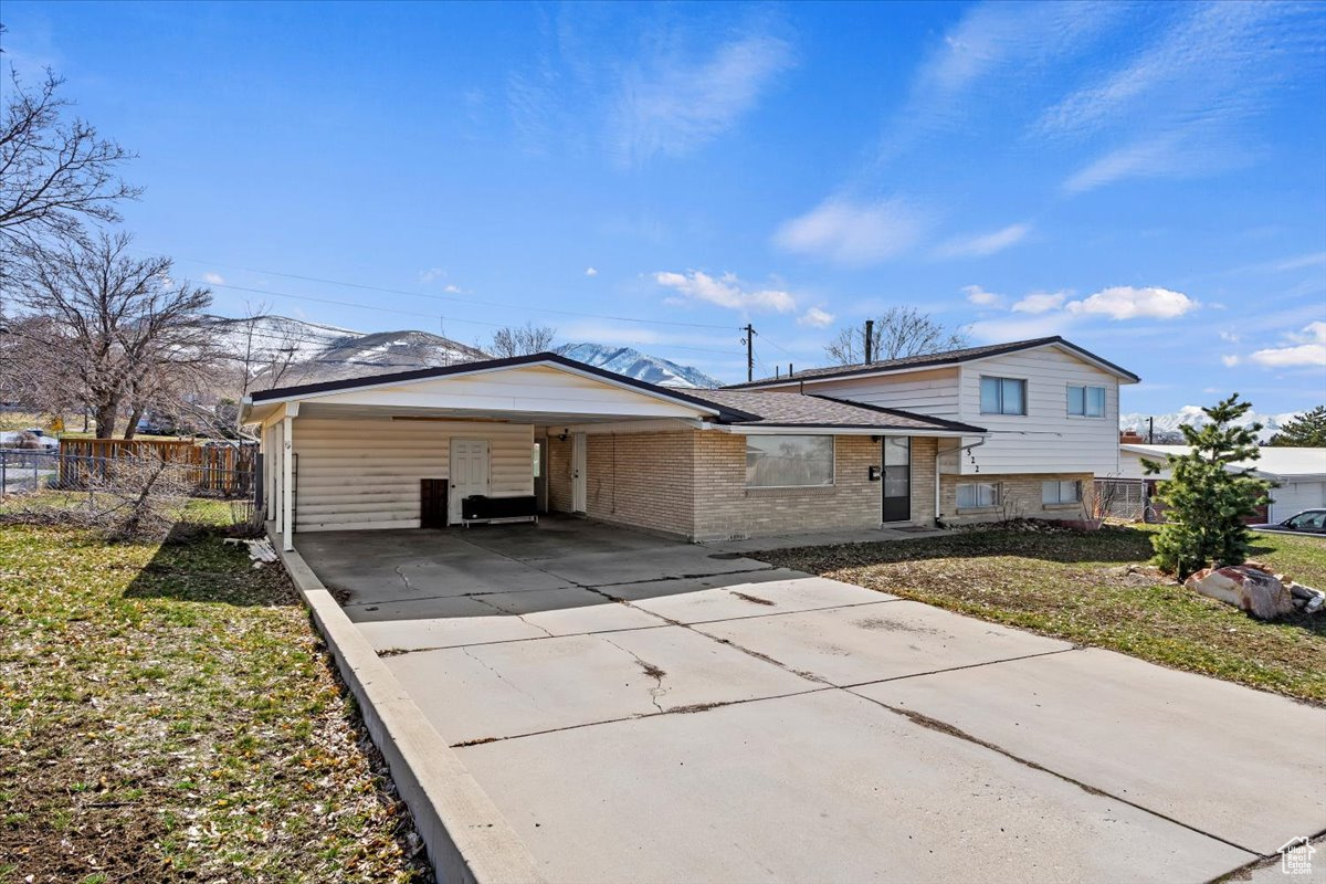 522 E Upland Dr Tooele UT 84074 | $355,000 | UtahRealEstate.com