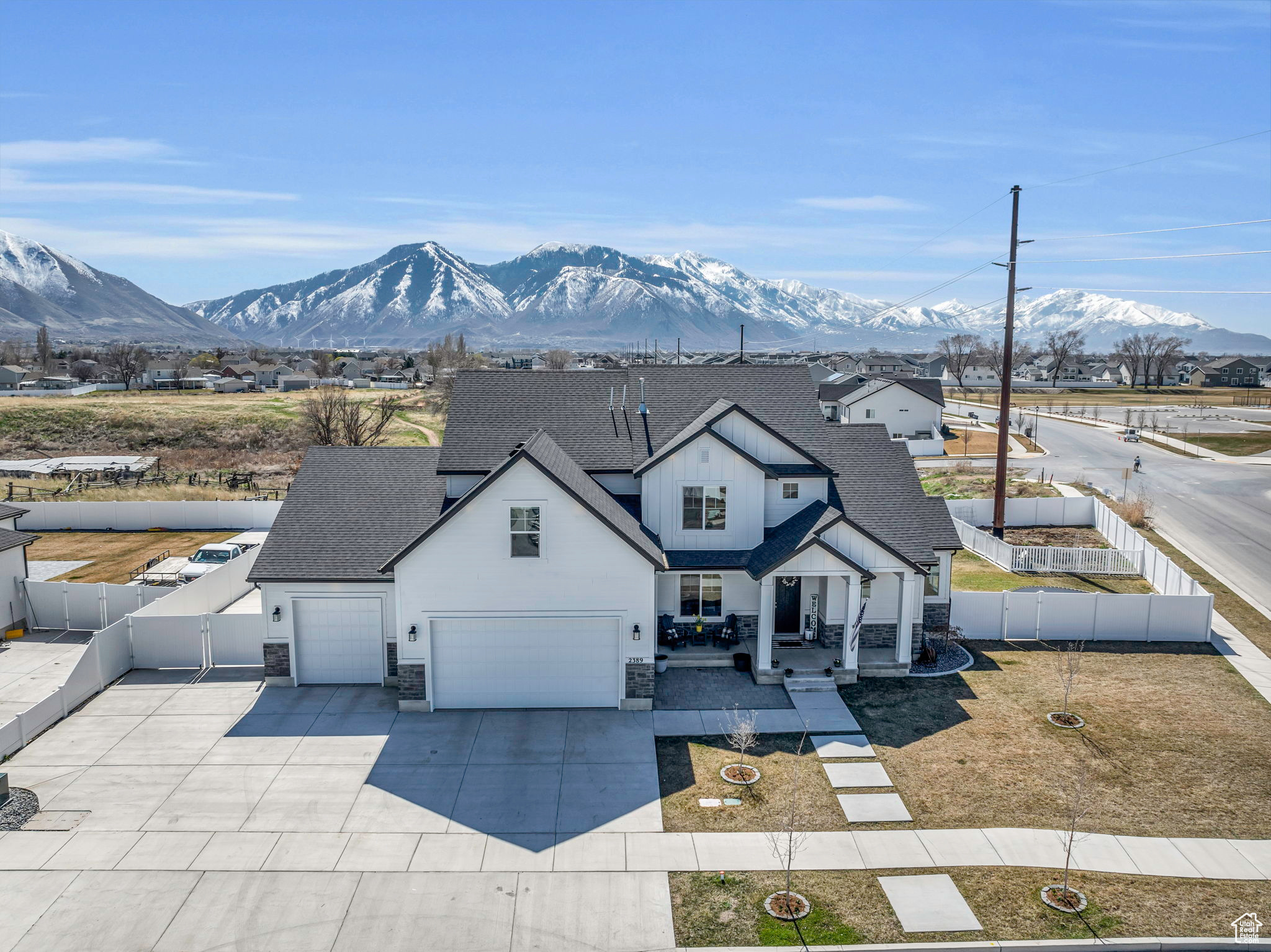 2389 W Santa Fe Dr Mapleton UT 84664 | $1,099,900 | UtahRealEstate.com