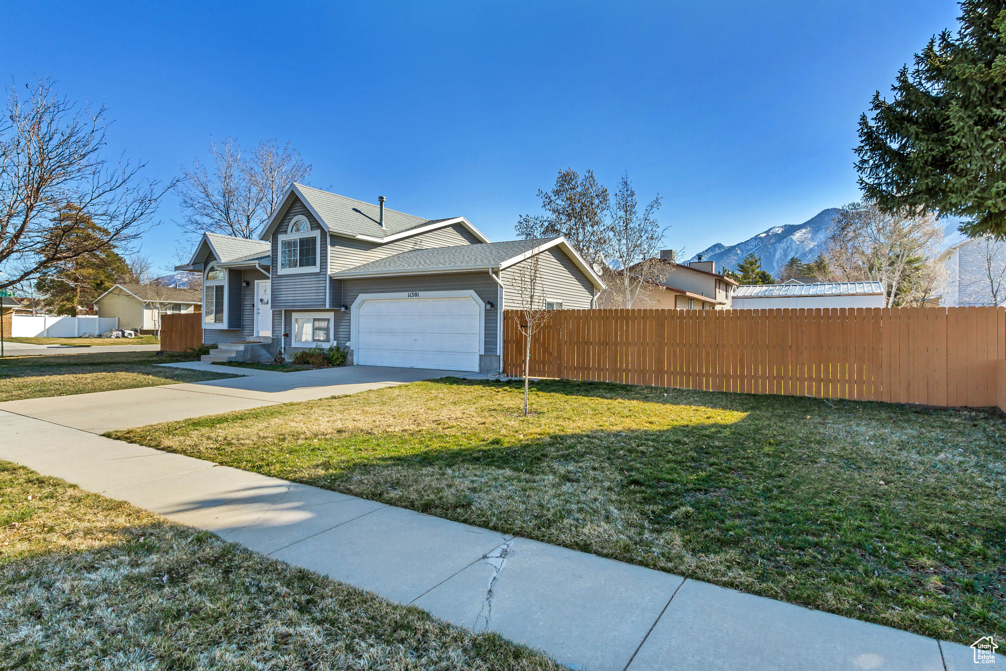 11301 S Sandy Ridge Dr Sandy UT 84094 | $549,000 | UtahRealEstate.com