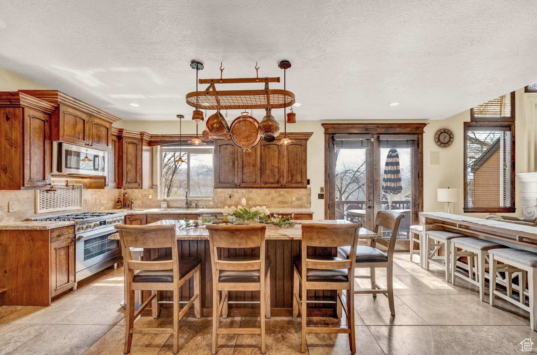 1450 E Pioneer Rd Draper UT 84020 | $1,599,000 | UtahRealEstate.com