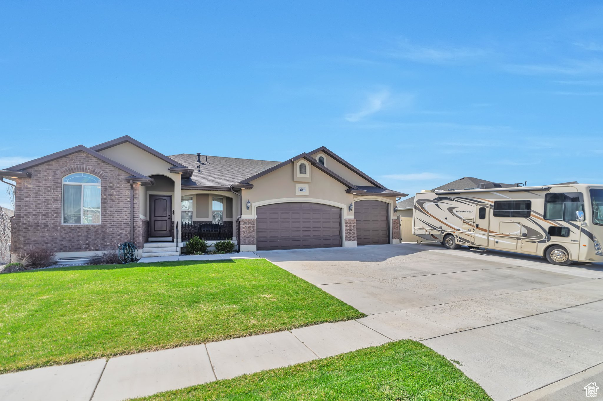 4367 W 5775 S Hooper UT 84315 | $624,500 | UtahRealEstate.com