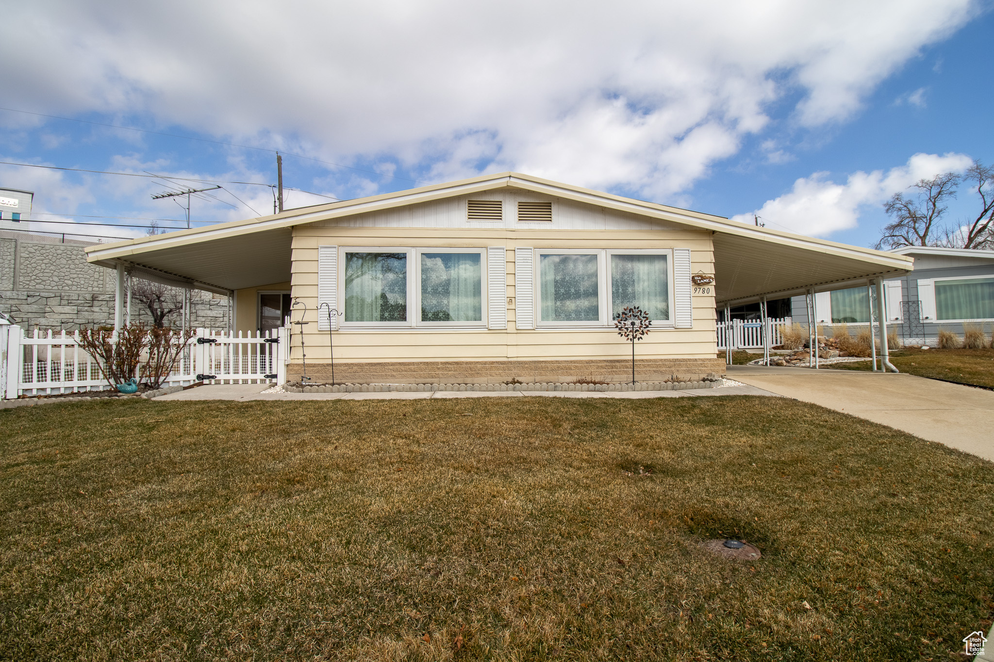 9780 S Alta View Cir Sandy UT 84070 | $349,900 | UtahRealEstate.com