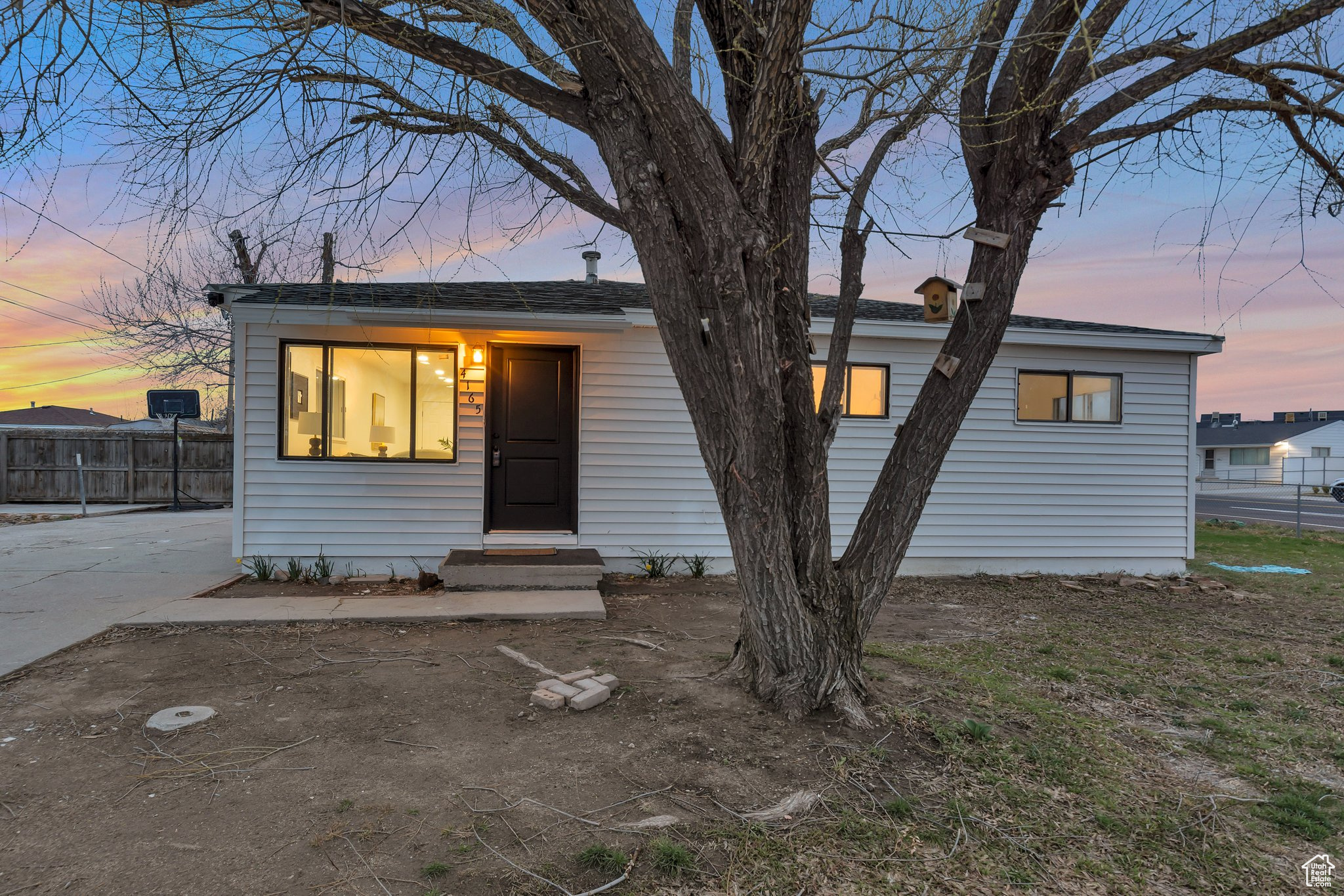 4165 W 4715 S Kearns UT 84118 | $369,900 | UtahRealEstate.com