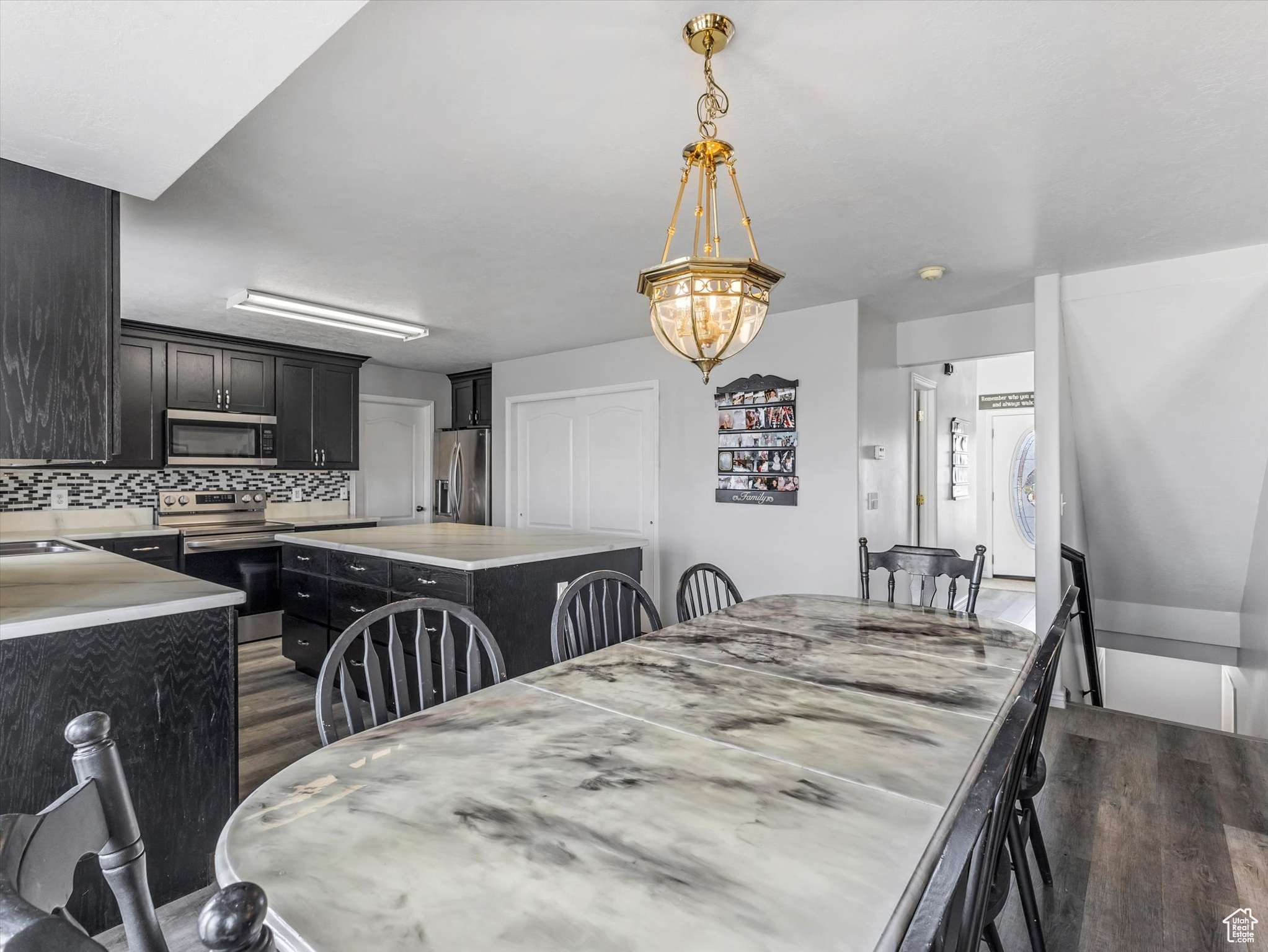 4572 W Bingham Park Dr West Jordan UT 84088 | $695,000 | UtahRealEstate.com