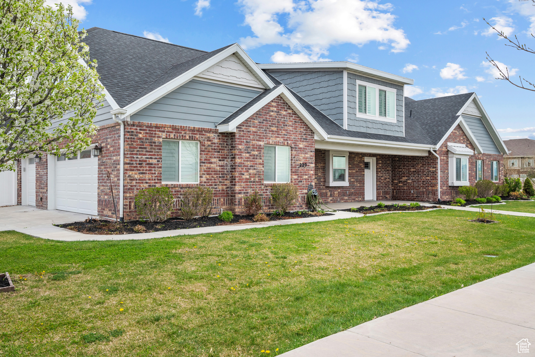 229 S 950 W Springville UT 84663 | $669,000 | UtahRealEstate.com
