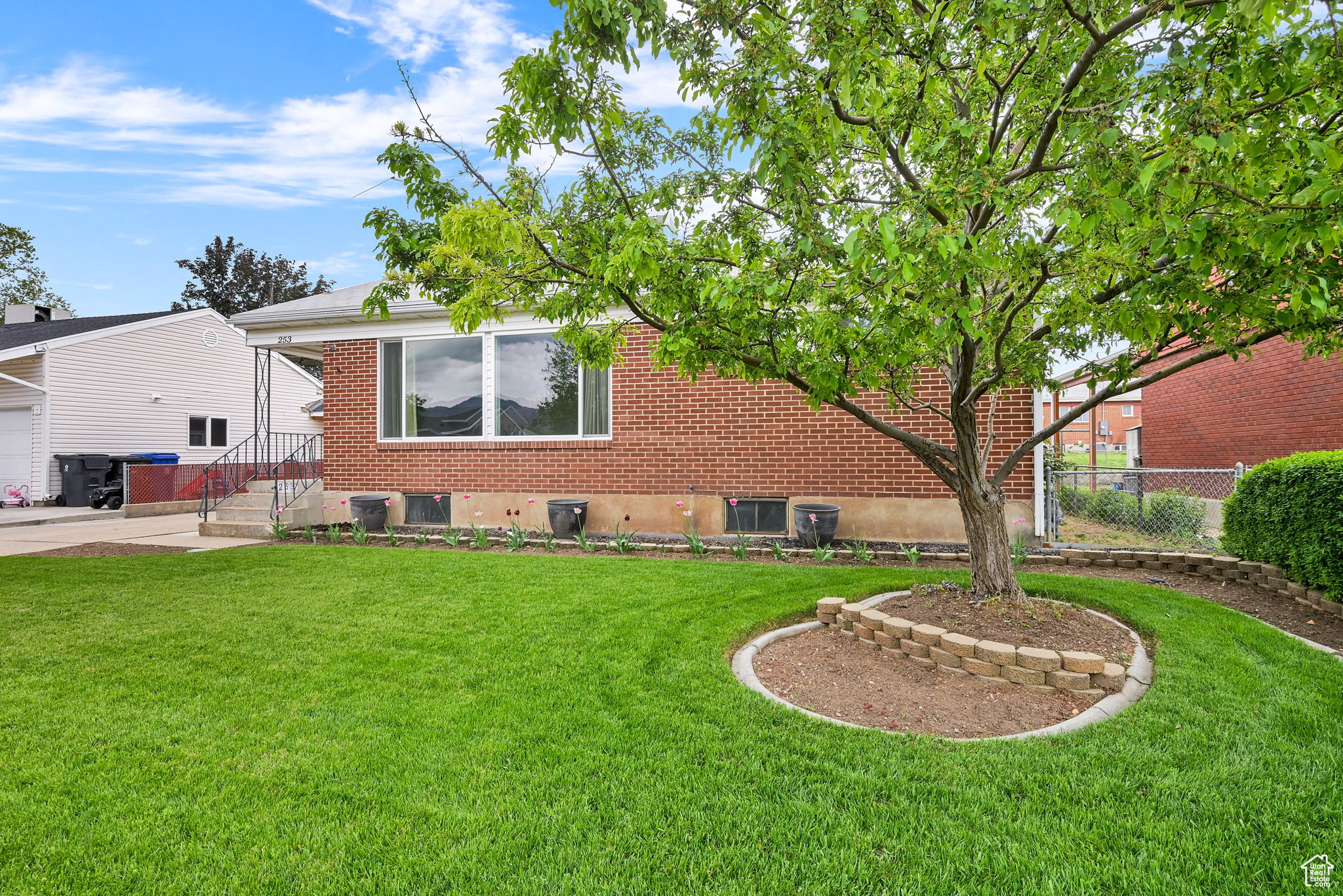253 W 4775 S Washington Terrace UT 84405 | $399,999 | UtahRealEstate.com