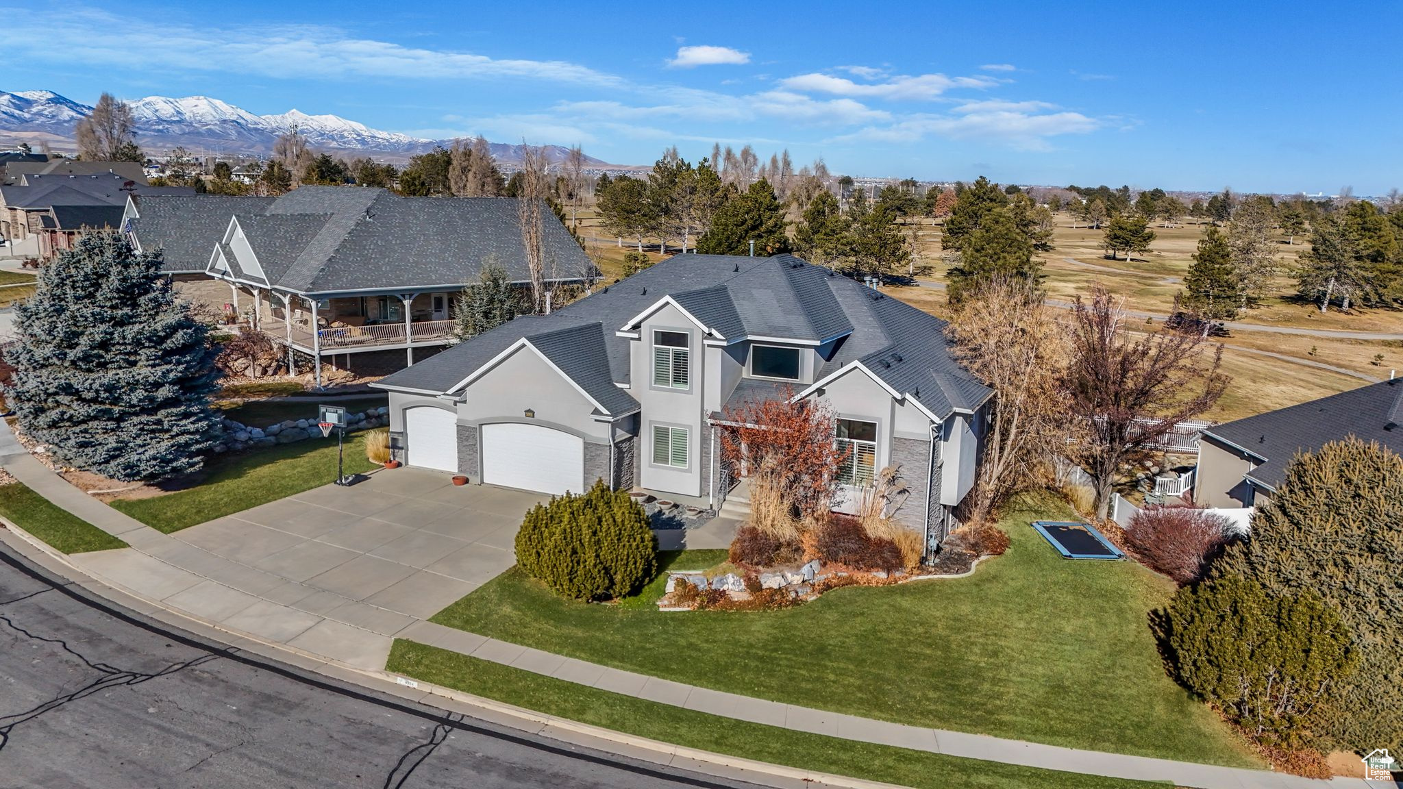 4554 W Birdie Way South Jordan UT 84009 | $1,000,000 | UtahRealEstate.com