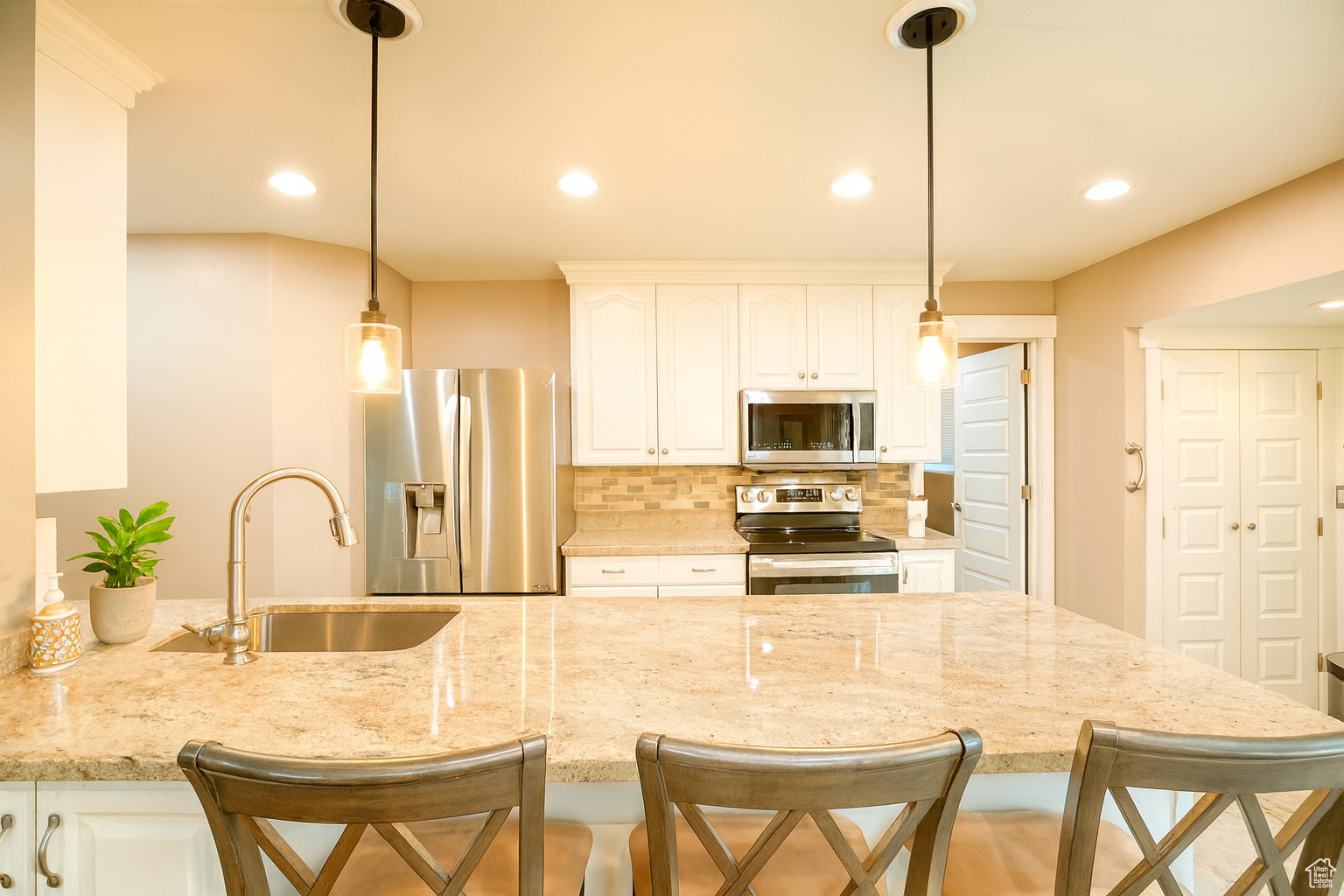 862 E Three Fountains Dr #208 Murray UT 84107 | $520,000 ...