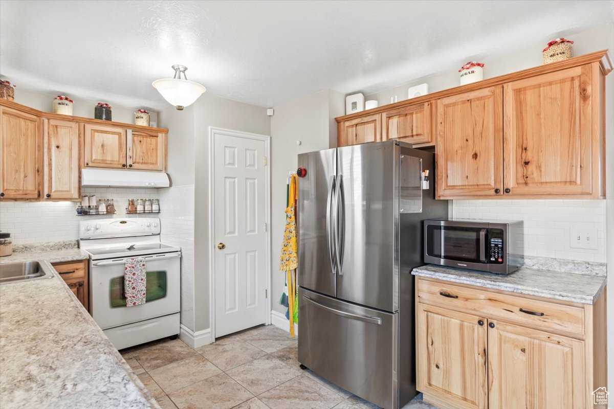 4857 W Muirkirk Rd West Jordan UT 84081 | $499,900 | UtahRealEstate.com