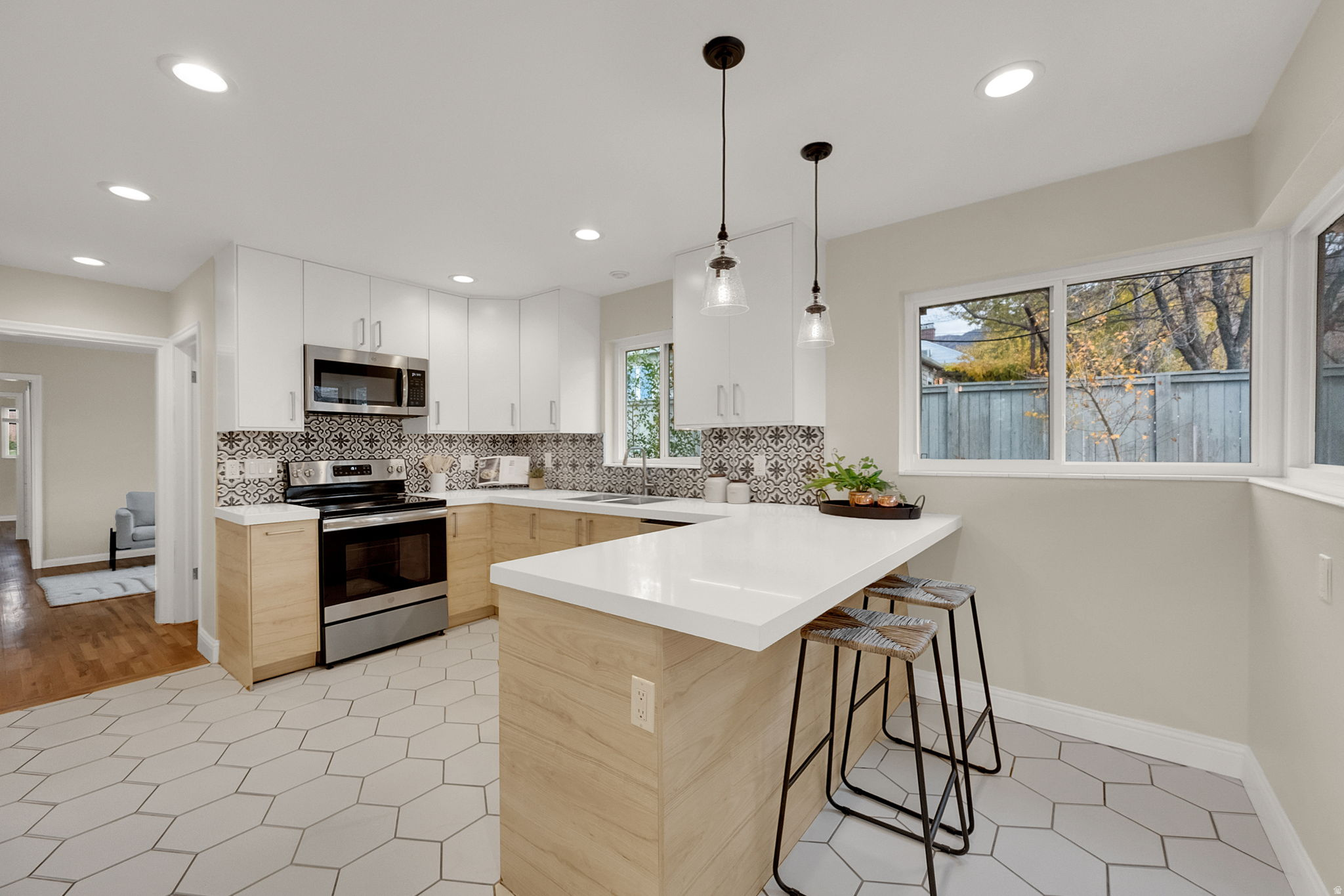 2402 E Beacon Dr Salt Lake City UT 84108 | $1,075,000 | UtahRealEstate.com