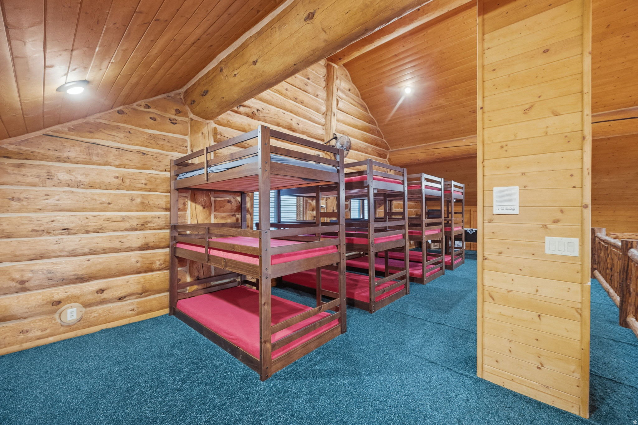 250 W BIG MATTERHORN CIR Midway, UT 84049 - MLS 2129828