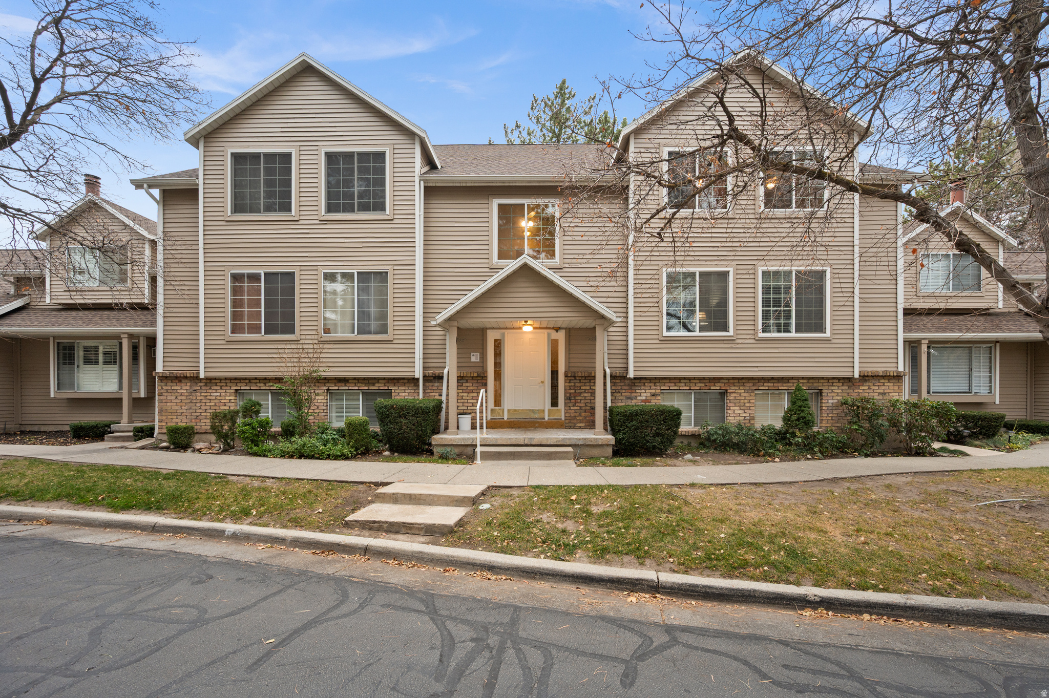 6888 S 670 E Midvale UT 84047 | $375,000 | UtahRealEstate.com