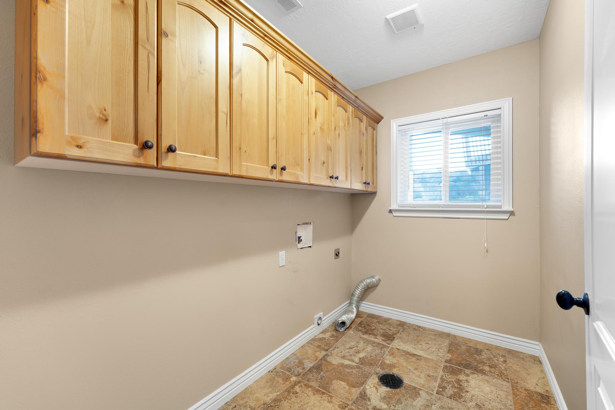 9924 N 6630 W Highland, UT 84003 - MLS 2130276