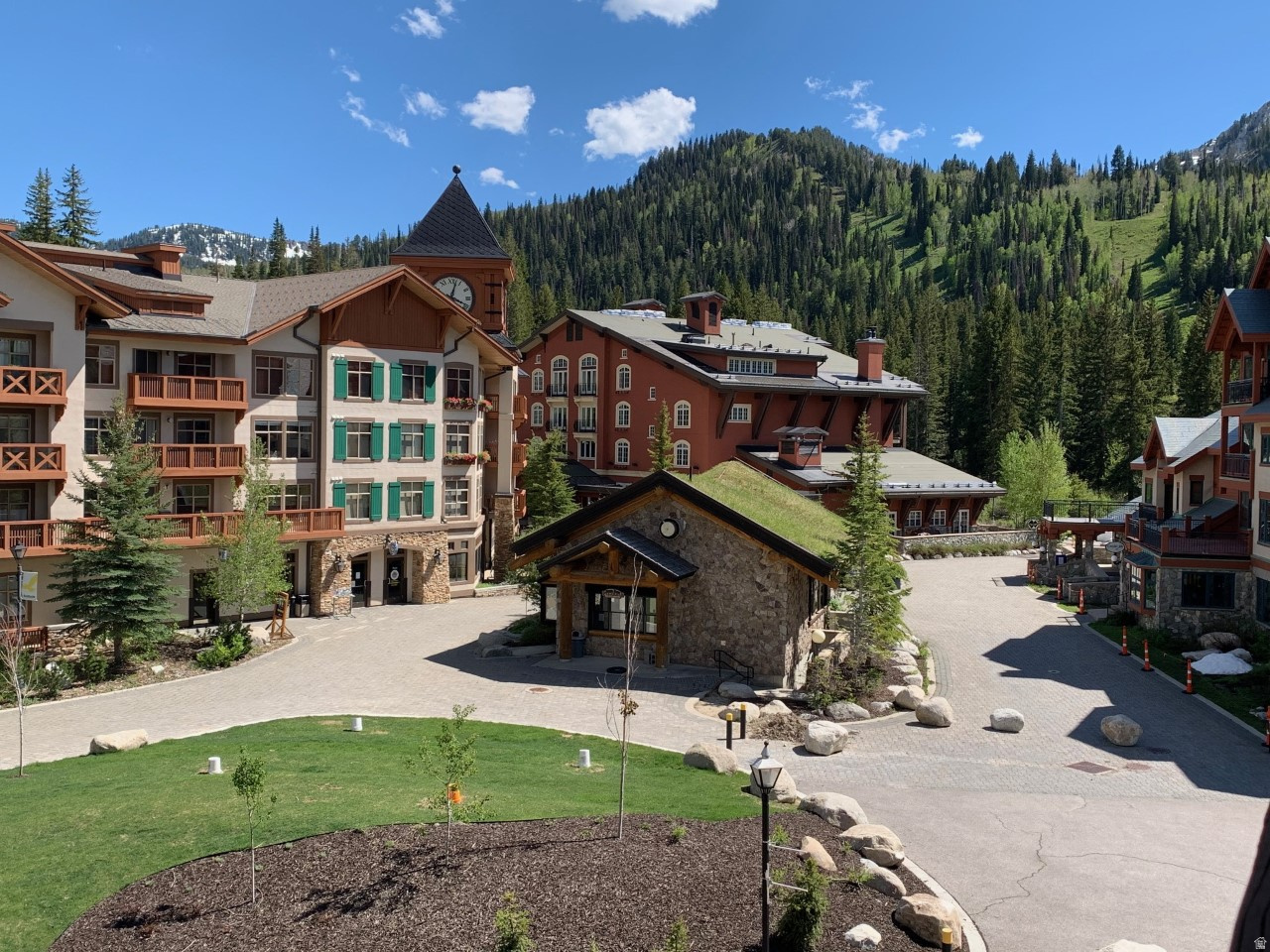 12090 E BIG COTTONWOOD CANYON RD #402 Solitude, UT 84121 - MLS 2133120