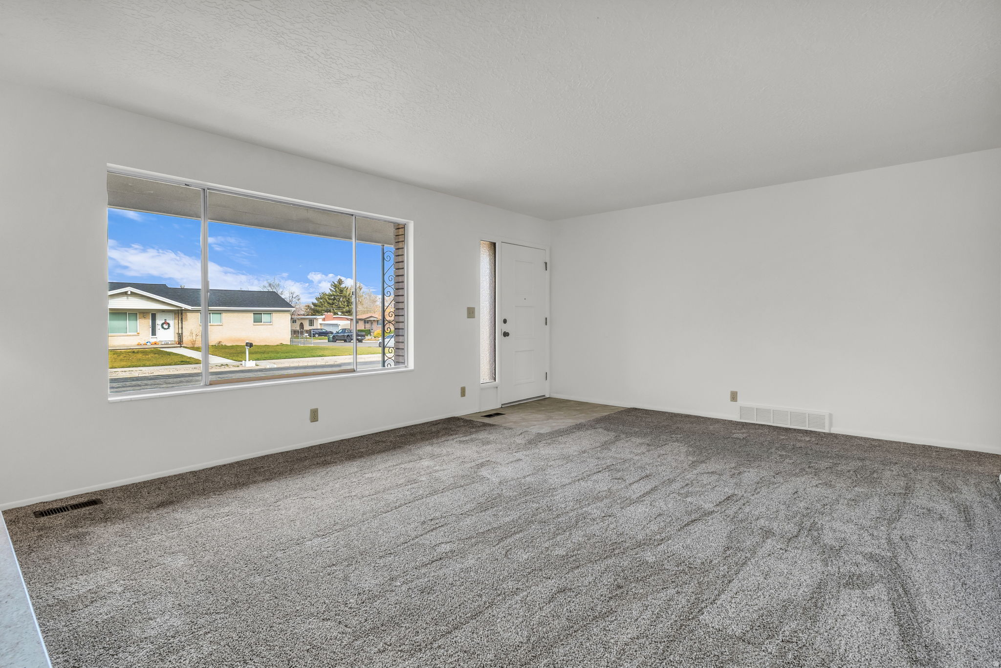 3385 W Meadowbrook Dr West Valley City UT 84119 | $609,900 ...