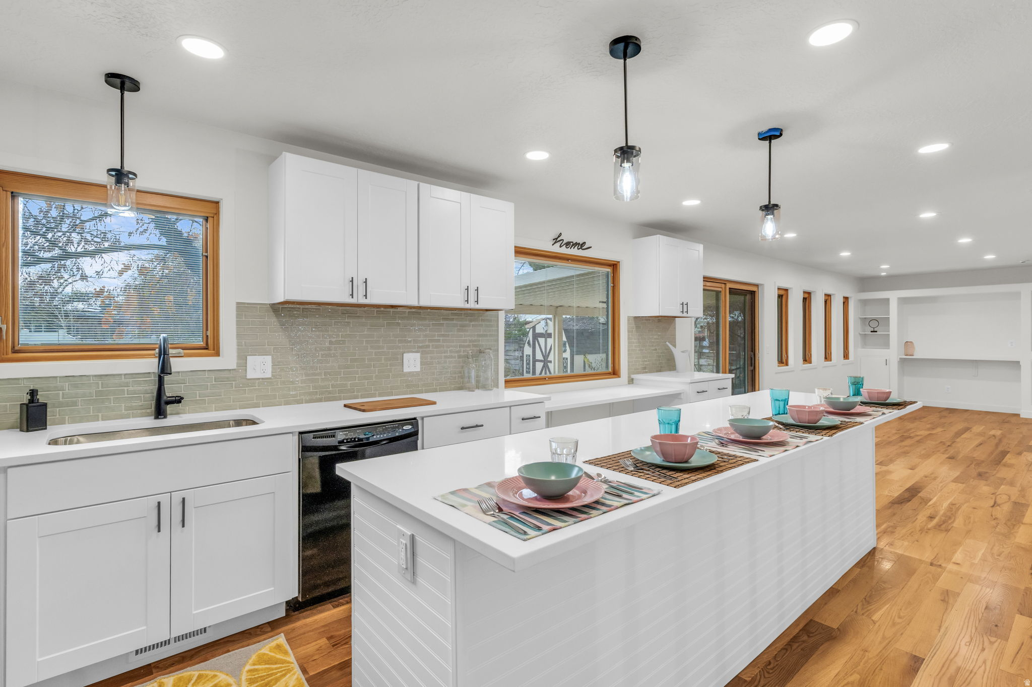 3385 W Meadowbrook Dr West Valley City UT 84119 | $609,900 ...