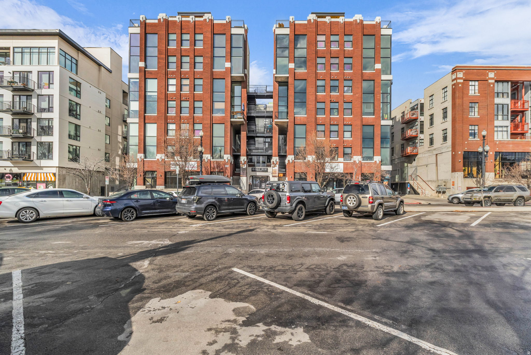 360 W 300 S #233 Salt Lake City UT 84101 | $310,000 | UtahRealEstate.com