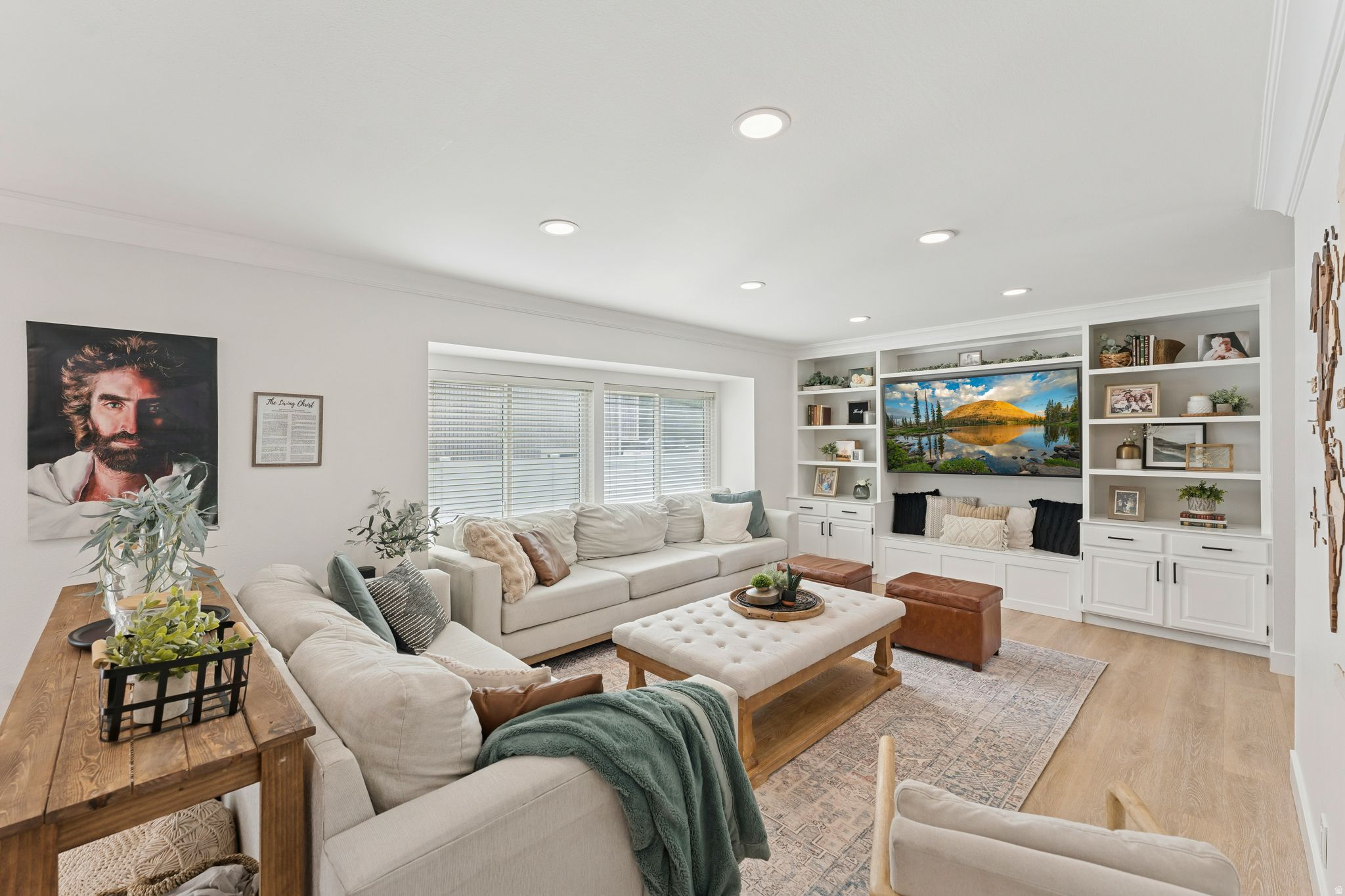 6877 Pineview Cir Salt Lake City UT 84121 | $1,149,500 | UtahRealEstate.com