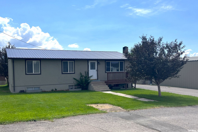 Your Dream Utah Property | $390,000 | 53 S 100 W Loa UT 84747 ...